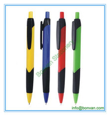 China promotional triangular gift ball pen,triangular barrel pen supplier