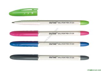China back to school writing pen,school writing ball point pen supplier