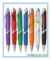 China plastic logo ballpoint pen,high quality logo ball pen supplier