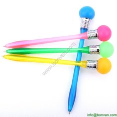 China gift pen,flash light gift pen,kids gift promotional light pen supplier