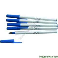 China pp plastic stick pen, cap off office pen,stick writing ball pen supplier