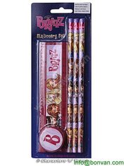 China Cute Cartoon Stationery Set For School Children,school kids stationery kit supplier