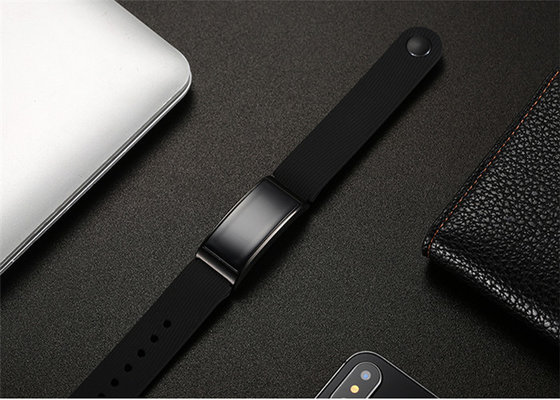 90mAh Li - Ion Battery LED Smart Watch With Pedometer / Sleep Monitor Function