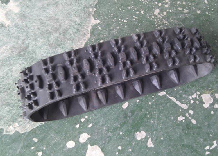 Rubber Caterpillar Tracks For Robots / Wheel Chair 118mm X 60mm X 20 Links