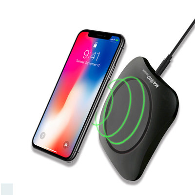 Patent model 5W 10W fast wireless charging pad Qi for Samsung and iPhone