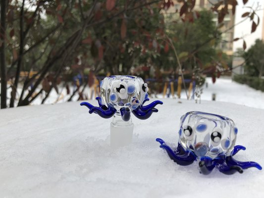 Custom Glass Bongs Accessories Bowl 14.4mm Male Blue Octopus For Water Pipe