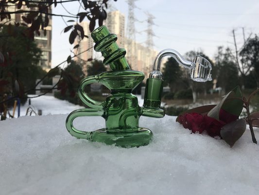 Green Water Bubbler Smoking Pipe , Borosilicate Glass Hand Smoking Pipes