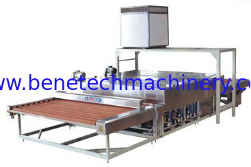 Glass washing machine, glass washer, glass washing and drying machine