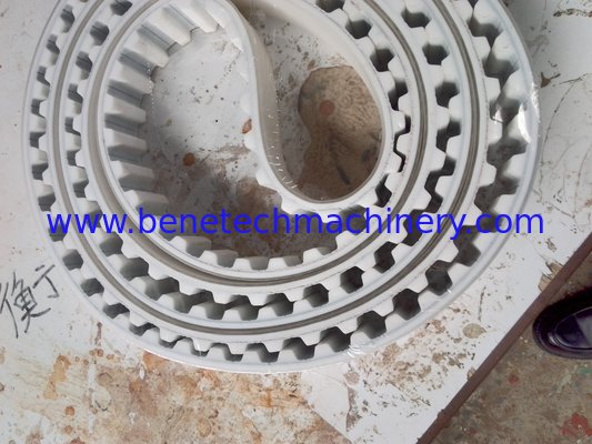 Timing belt, timing belt for machine