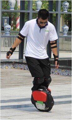 NEW!!Solowheel/Airwheel/Freeman/Ninebot High power self balance electric/scooter/monocycle supplier