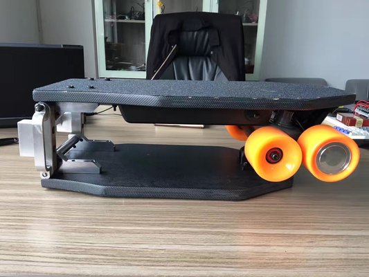 Protable Fold Electric skateboard,4 wheels Remote control high speed electric skateborad Factory GK-ES02 supplier