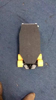 Protable Fold Electric skateboard,4 wheels Remote control high speed electric skateborad Factory GK-ES02 supplier