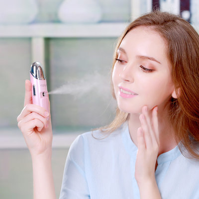 3 IN 1 Beauty Facial Hydrating Massager,Skin Water Test ,Vibration Massager GK-SP01 supplier
