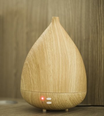 300ml Ultrasonic electric portable aromatherapy essential oil diffuser wood with 7 LED light  GK-HU05 supplier