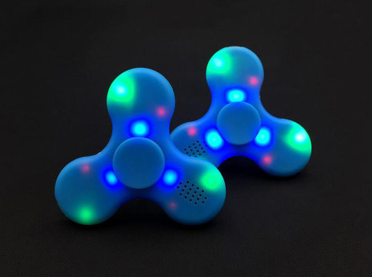 LED Flashing Light Fidget Spinner with 3 Switches GK-FS03 supplier
