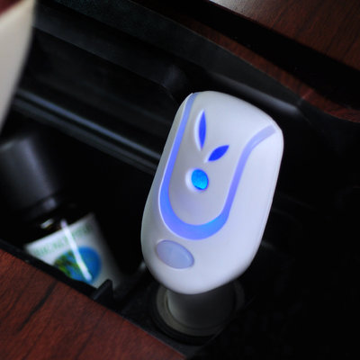 Professional Portable Car  Air Humidifier for Car Oil Aroma Diffuser GK-CAD3 supplier