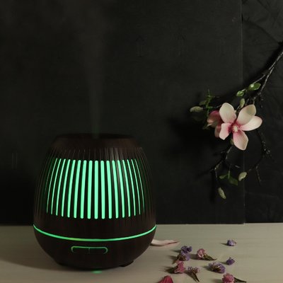 7 Color Changing LED Light Aromatherapy Essential Oil Diffuser 400ml air ultrasonic humidifier Light Wood color GK-W01 supplier