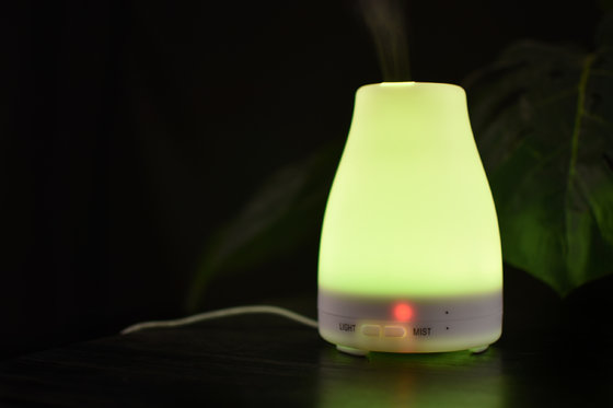 7 Color Changing LED Light Aromatherapy Essential Oil Diffuser air ultrasonic humidifier Light Wood color GK-YX-M01 supplier