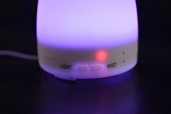 7 Color Changing LED Light Aromatherapy Essential Oil Diffuser air ultrasonic humidifier Light Wood color GK-YX-M01 supplier