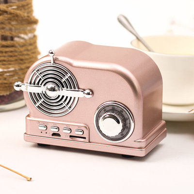 Retro Mini Speakers Hands Free Portable Wireless Bluetooths speaker GK-BT02 supplier