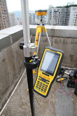 High-accuracy Base and Rover RTK GNSS/GPS Surveying System