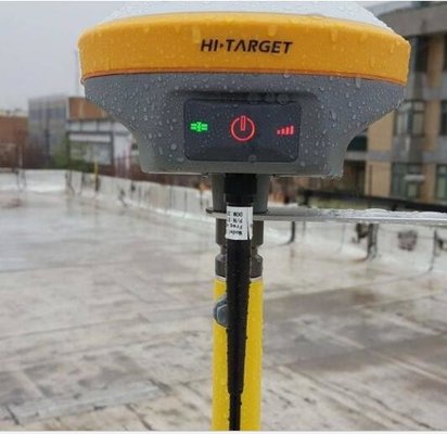 V90 Pus GNSS RTK System RTK With Ihand30 Field Controller