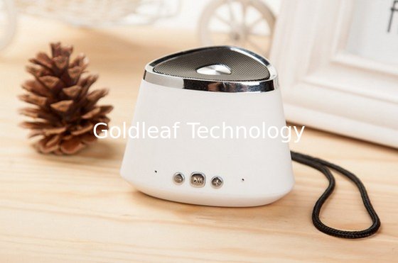 Metal casing triangle music mini bluetooth speaker at bottom price