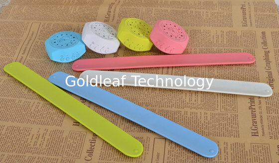 2014 new arrival best selling silicone watch style bluetooth speaker at best price highest