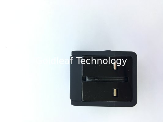 2016 hot selling universal travel adaptor