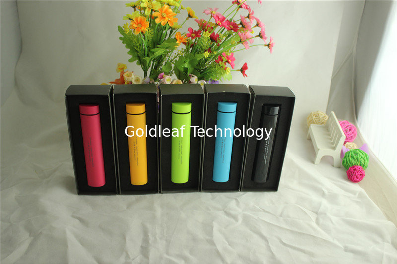 Mini speaker power bank bright color casings 4000mah for mobile phones tablets