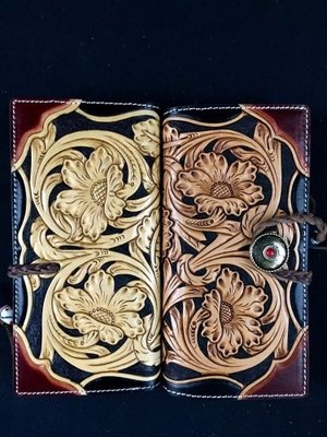 Engrave genuine leather long wallet