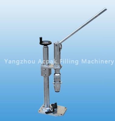 China Aerosol Manual Clinching Machine supplier