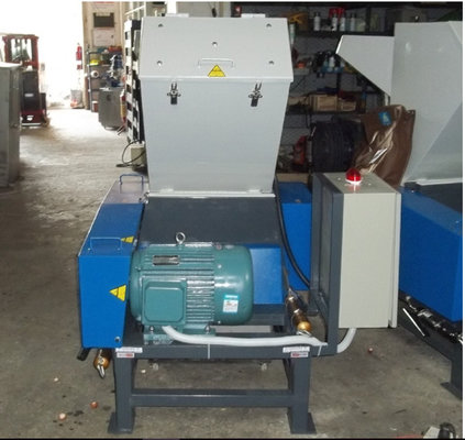 China 30HP 22KW Strong force pp pe plastic crusher/ pe pp crushing machine supplier