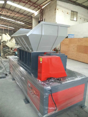 high-performance practical hard plastic shredder for battery Waste Recycling Plastic Shredder With Linear Vibrating Scre supplier