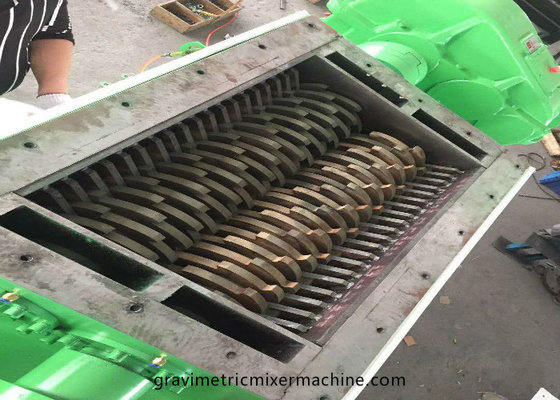 Electrical Appliances And Motor Small Crusher Machine 150 - 400 KG / Hr 5.5 KW