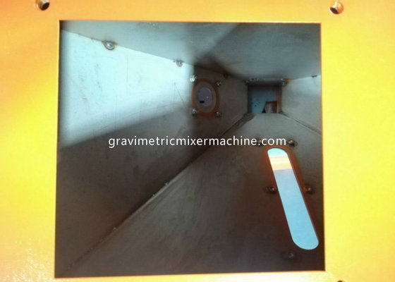 High Load Gravimetric Mixer Machine 200 KG / Hr For Plastic Pellet Industry