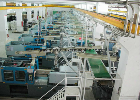 High Performance Vertical Industrial Robotic Arm For Plastic Industry