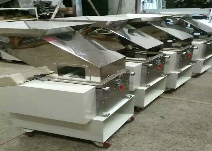 250rpm Plastic Crusher Machine 90 - 150 KG / Hr With Crusher Chamber