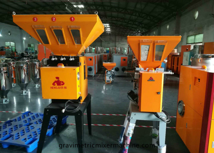 Vertical Gravimetric Mixer Machine 3000 KG With PLC Panel And 6 Component
