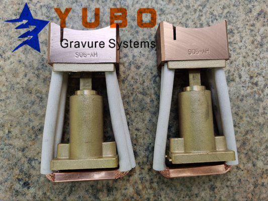 Cylinder plating bath carbon brush