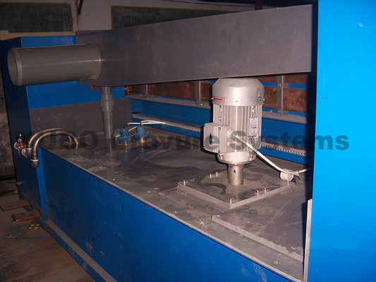 Titanium pump for gravure cylinder plating
