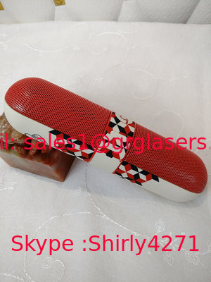 eats X Barry MCGEE Pill 2.0 Bluetooth Speakers Limited Edition Artist Barry Mcgee Red  from grgheadsets.aliexpress.com supplier