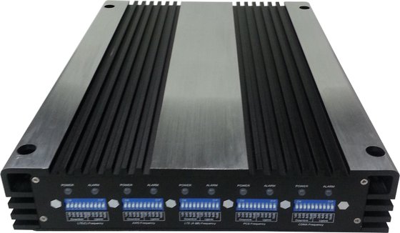Ripetitore dell'antenna del telefono cellulare, accessorio AGC dell'amplificatore del segnale del telefono cellulare di cinque bande e circuiti di ALC