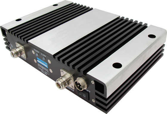 AC90 ~ 264V bande 250 x 220 x 52mm del ripetitore del segnale del telefono cellulare dell'input 2G ampia