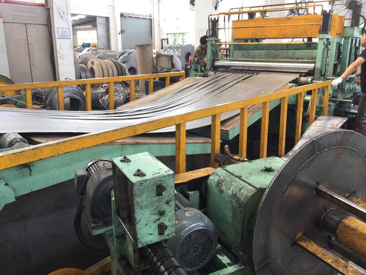 AISI 420B, EN 1.4028 hot rolled stainless steel strip coil annealed cut edge
