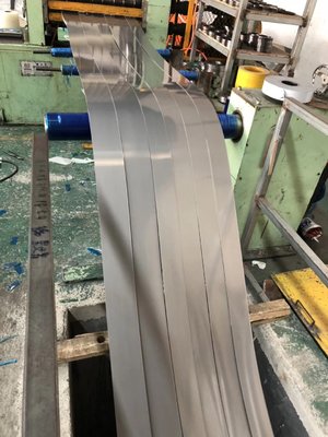 AISI 420A, 420B, 420C, 420D Hot and cold stainless steel slit strip and coil