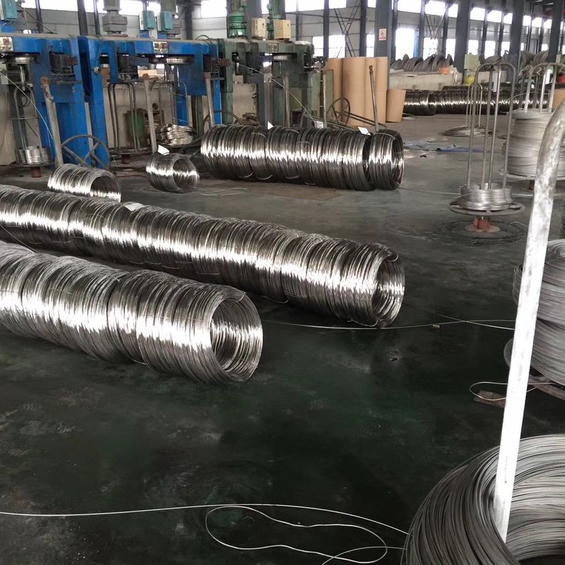 AISI 420 ( 1.4021 , 1.4028 , 1.4031 , 1.4034 ) cold drawn stainless steel wire