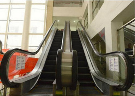 Guangri Energy Efficient Escalators with Escalator step sinking protector
