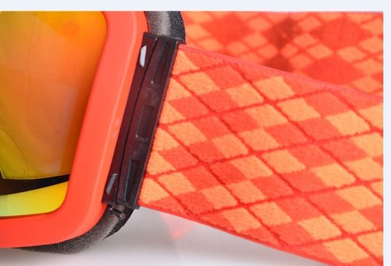 2017 fashionable and durable sport ski goggles