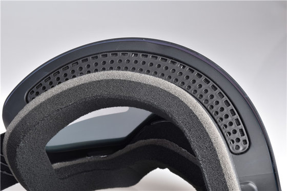 2019 winter season magnetic ski goggles with good price and good quality, glossy white black strap with customzied color